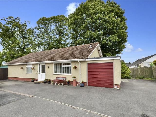 3 bedroom bungalow for sale