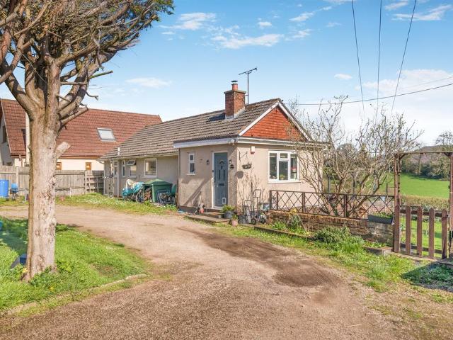3 bedroom bungalow for sale