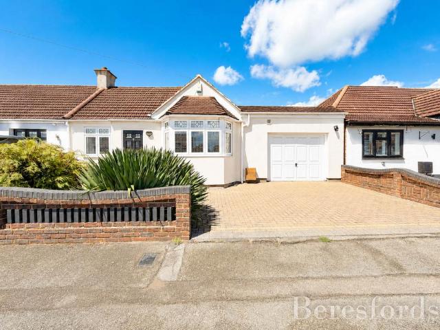 3 bedroom bungalow for sale