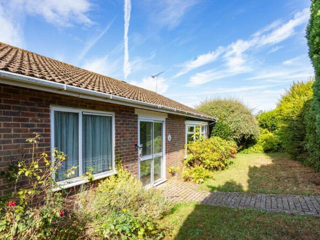3 bedroom bungalow for sale