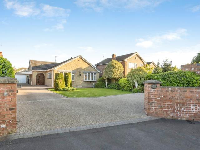 3 bedroom bungalow for sale