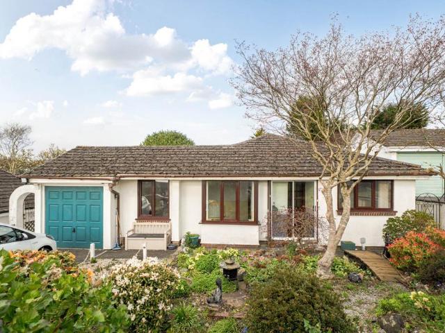 3 bedroom bungalow for sale