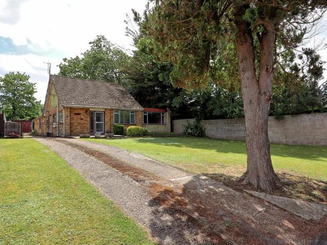 3 bedroom bungalow for sale