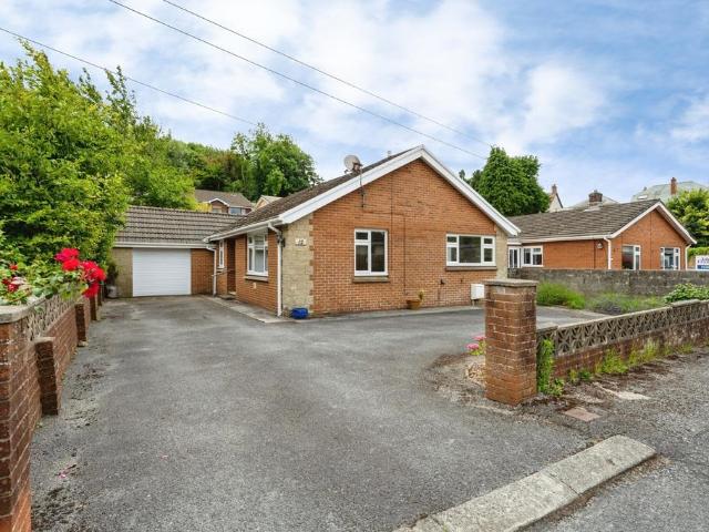 3 bedroom bungalow for sale