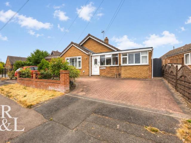 3 bedroom bungalow for sale