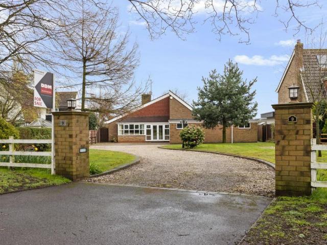 3 bedroom bungalow for sale