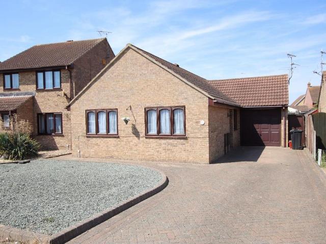 3 bedroom bungalow for sale