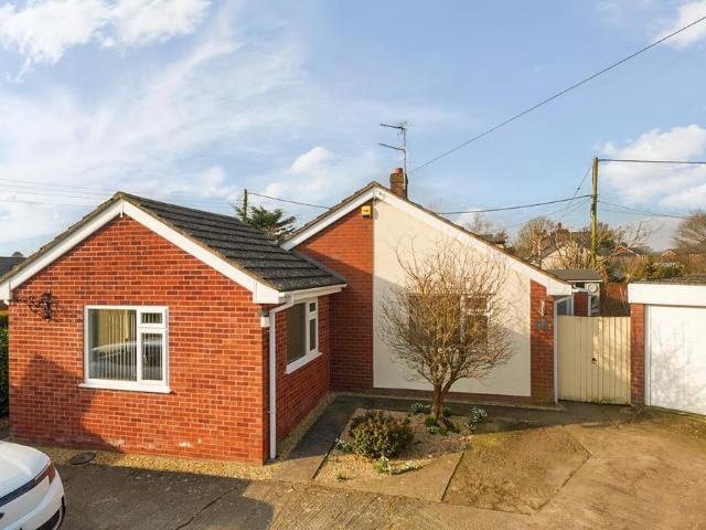 3 bedroom bungalow for sale