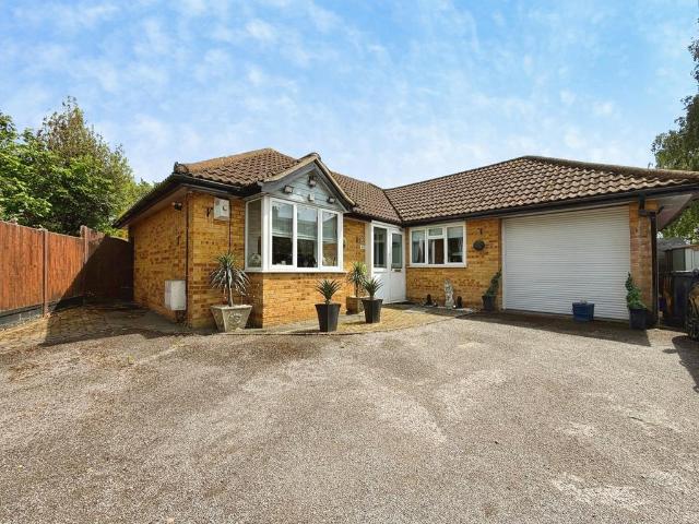 3 bedroom bungalow for sale