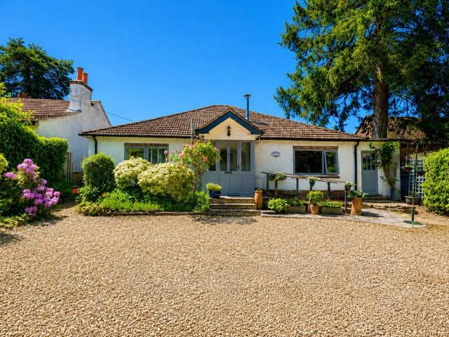 3 bedroom bungalow for sale