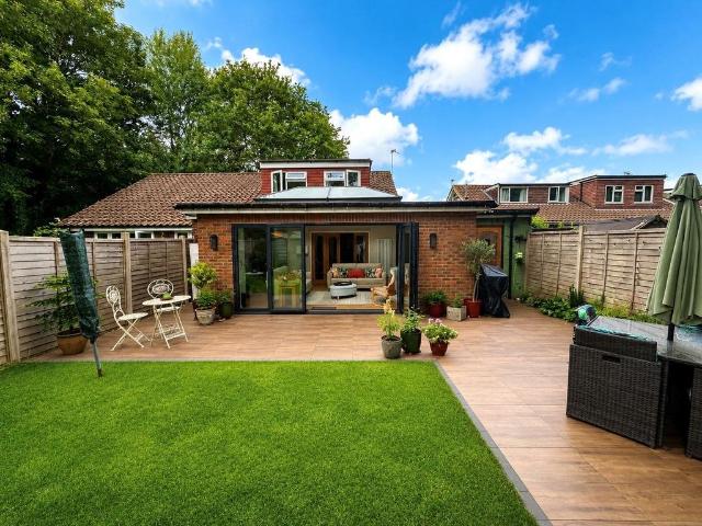 3 bedroom bungalow for sale