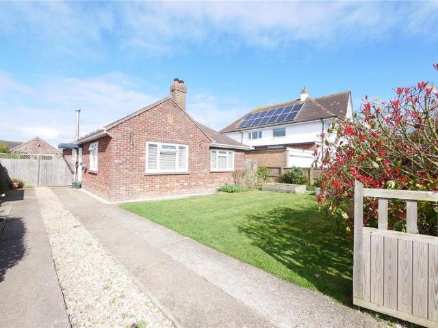 3 bedroom bungalow for sale