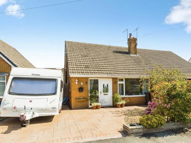 3 bedroom bungalow for sale