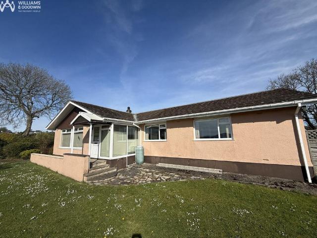 3 bedroom bungalow for sale