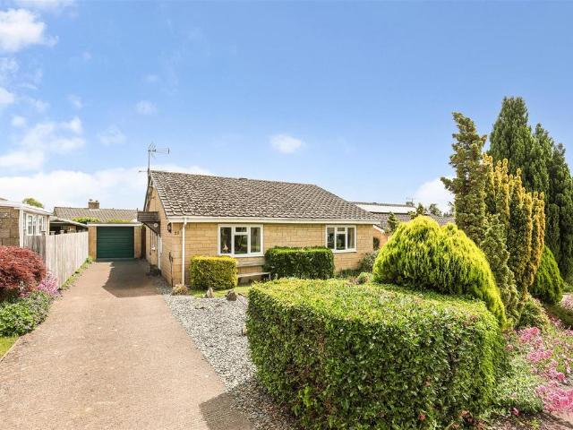 3 bedroom bungalow for sale
