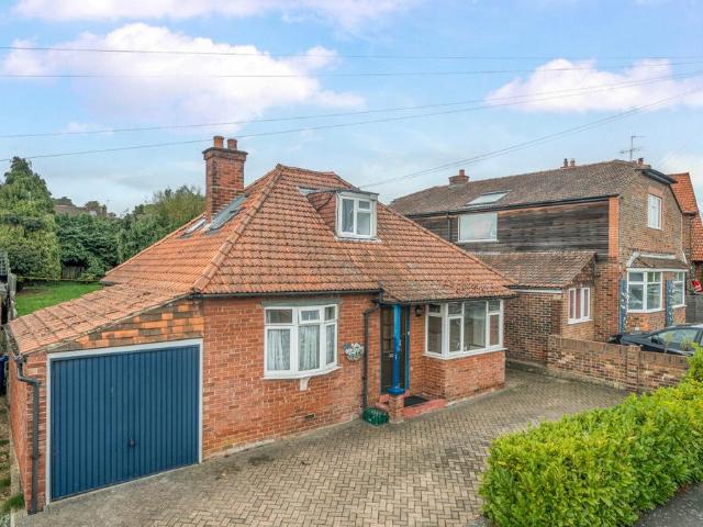3 bedroom bungalow for sale