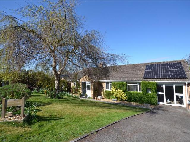 3 bedroom bungalow for sale