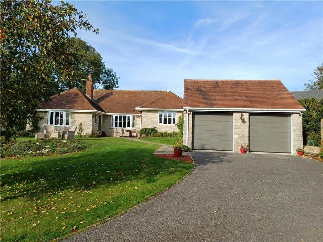 3 bedroom bungalow for sale