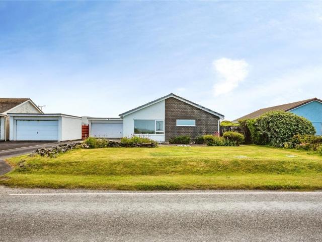 3 bedroom bungalow for sale