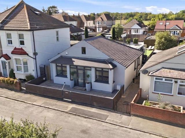 3 bedroom bungalow for sale