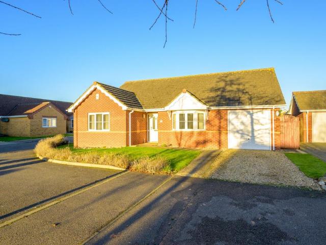 3 bedroom bungalow for sale