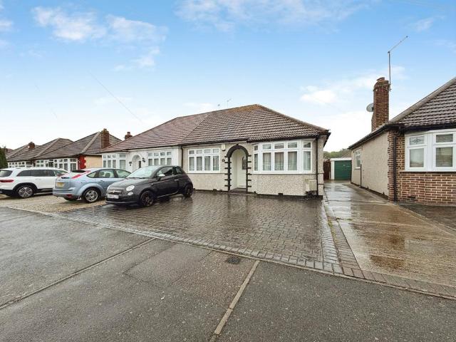 3 bedroom bungalow for sale