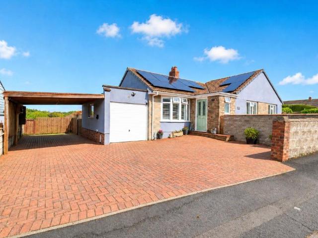 3 bedroom bungalow for sale