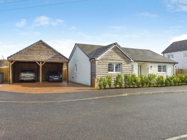 3 bedroom bungalow for sale