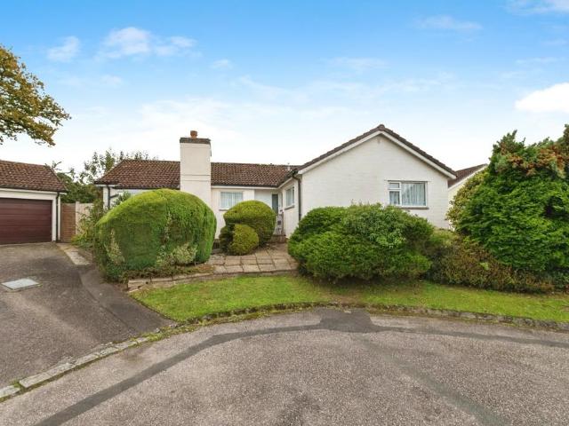 3 bedroom bungalow for sale
