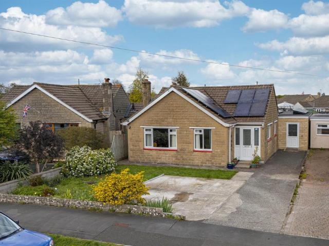 3 bedroom bungalow for sale