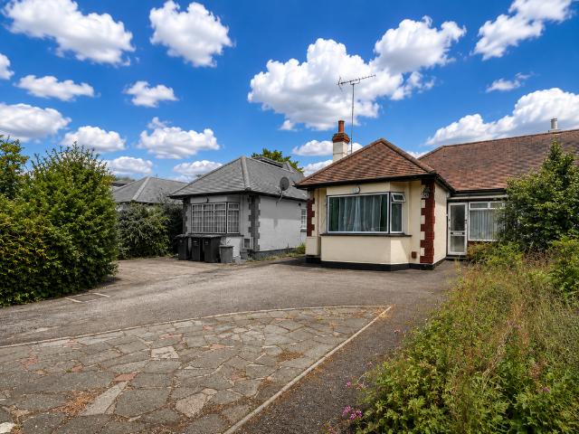 3 bedroom bungalow for sale