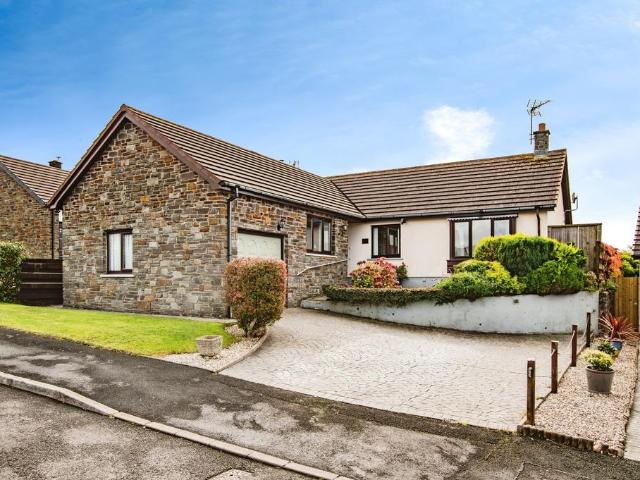 3 bedroom bungalow for sale
