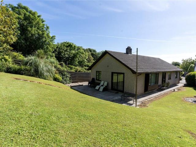 3 bedroom bungalow for sale