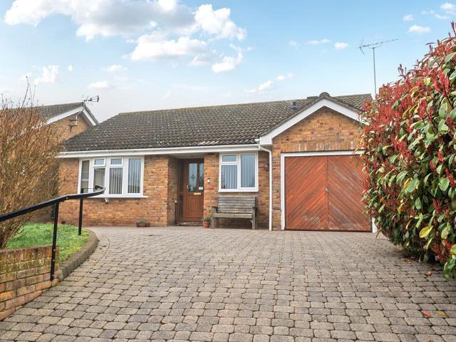 3 bedroom bungalow for sale