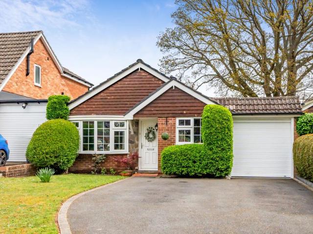 3 bedroom bungalow for sale