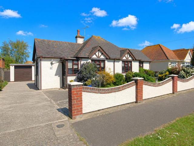 3 bedroom bungalow for sale