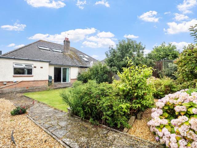 3 bedroom bungalow for sale