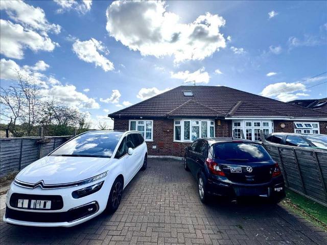 3 bedroom bungalow for sale