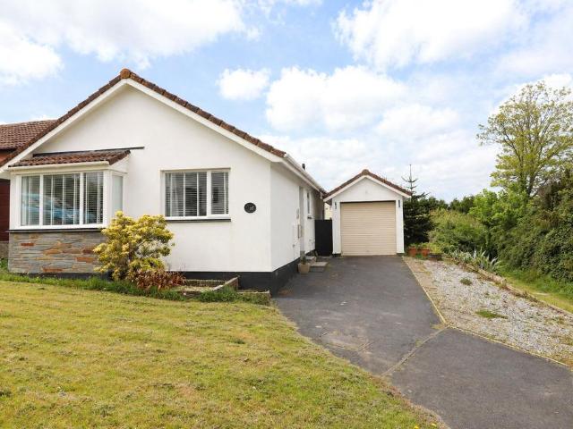 3 bedroom bungalow for sale