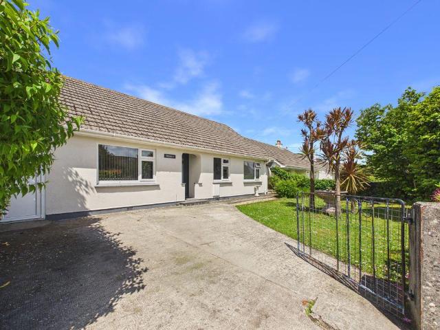 3 bedroom bungalow for sale