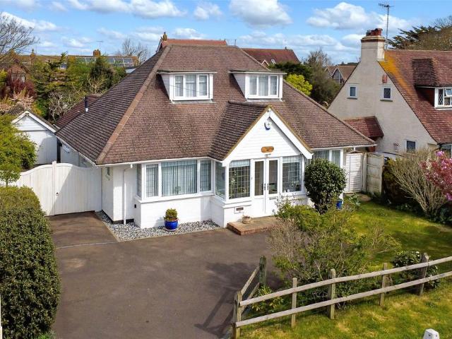 3 bedroom bungalow for sale