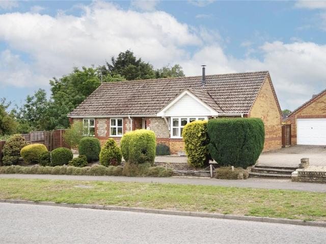 3 bedroom bungalow for sale