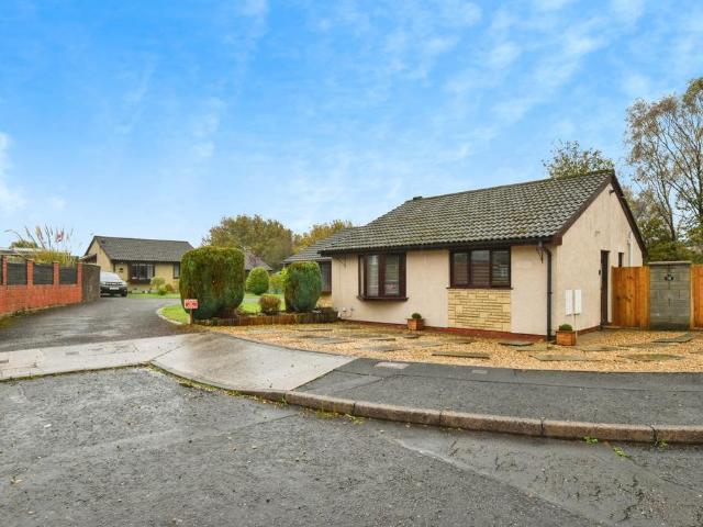 3 bedroom bungalow for sale