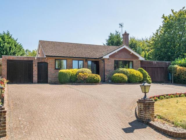3 bedroom bungalow for sale