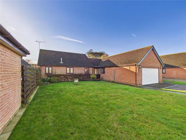 3 bedroom bungalow for sale