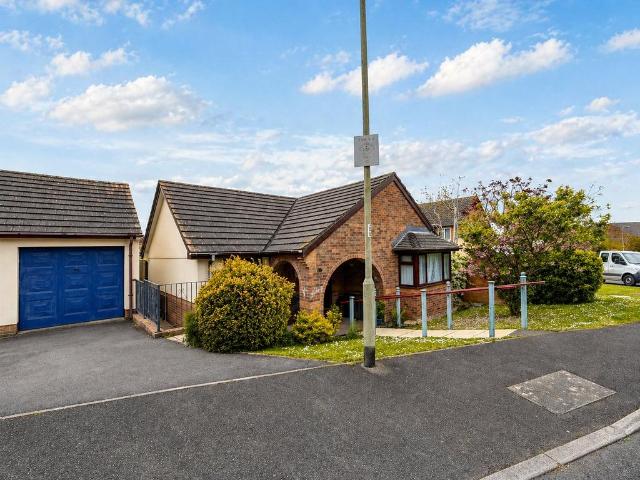 3 bedroom bungalow for sale