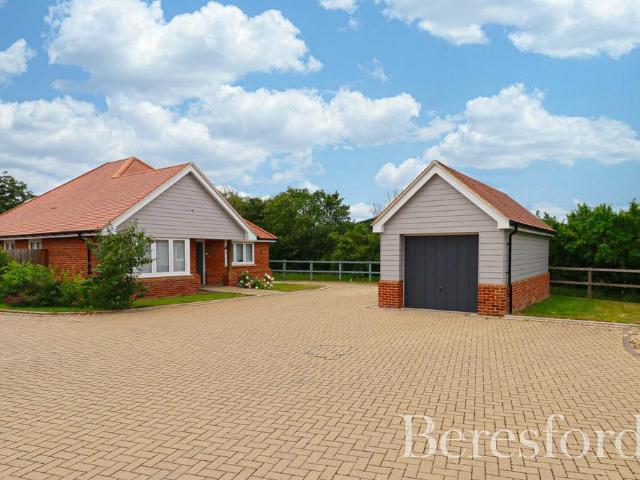 3 bedroom bungalow for sale