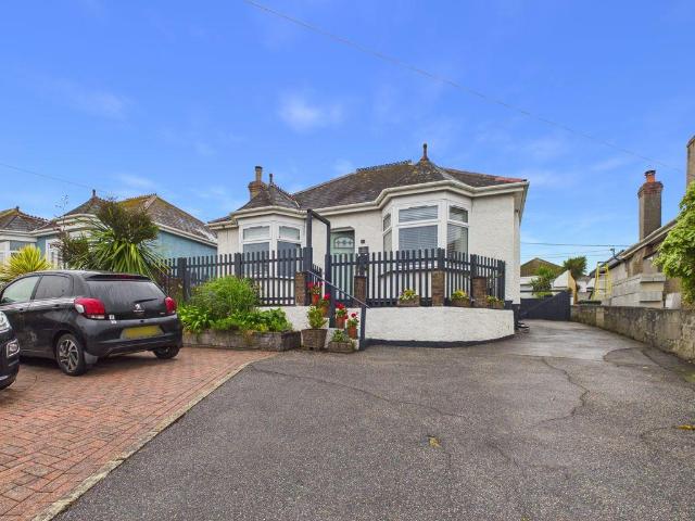 3 bedroom bungalow for sale