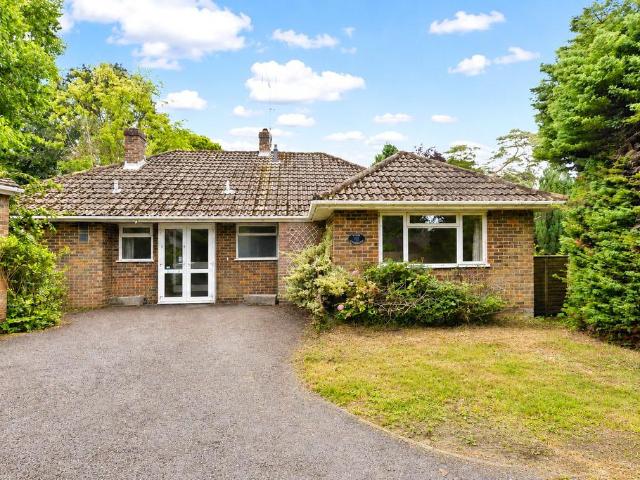 3 bedroom bungalow for sale
