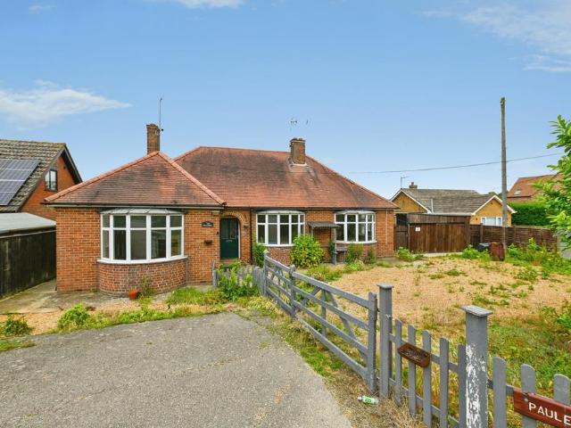 3 bedroom bungalow for sale